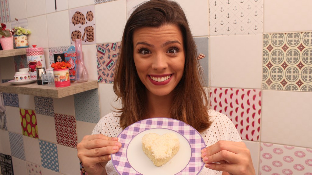 Bolo de coco gelado da vovó Cida!